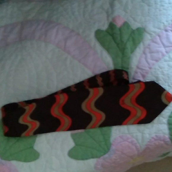 Emilio Pucci | Accessories | Authentic Emilio Pucci Iconic Silk Graphic ...